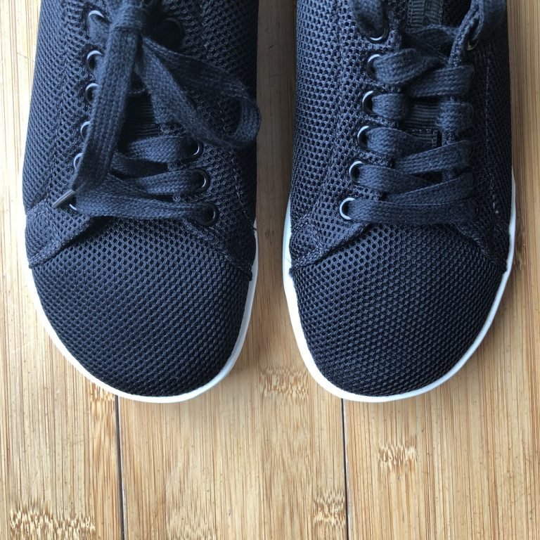 The Feelgrounds Original Review - Making Barefoot Shoes Cool | Anya's ...