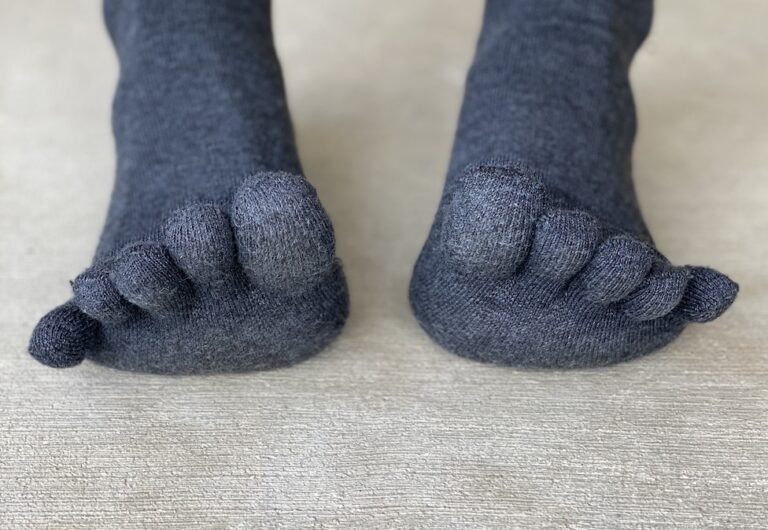 The Best Foot Friendly Socks That Dont Squish Your Toes Anyas Reviews