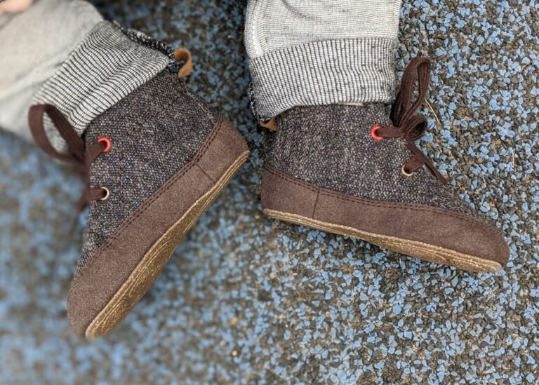 The 10 Best Barefoot Shoes for Kids - Every Season & Budget | Anya's ...