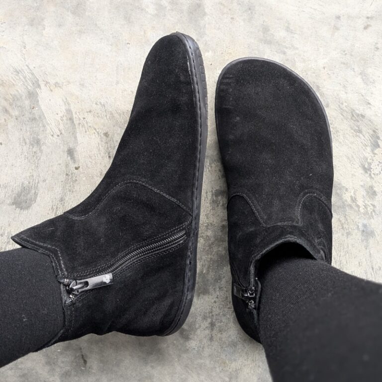 Wide-Foot Approved - The Best Everyday Shoes for Extra Wide Feet | Anya ...