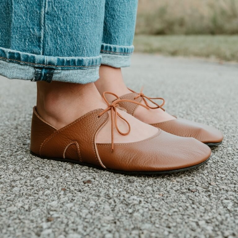 The Newest Chic Barefoot Shoes - Softstar Vintage Tie Flats! | Anya's ...