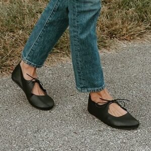 The Newest Chic Barefoot Shoes - Softstar Vintage Tie Flats! | Anya's ...