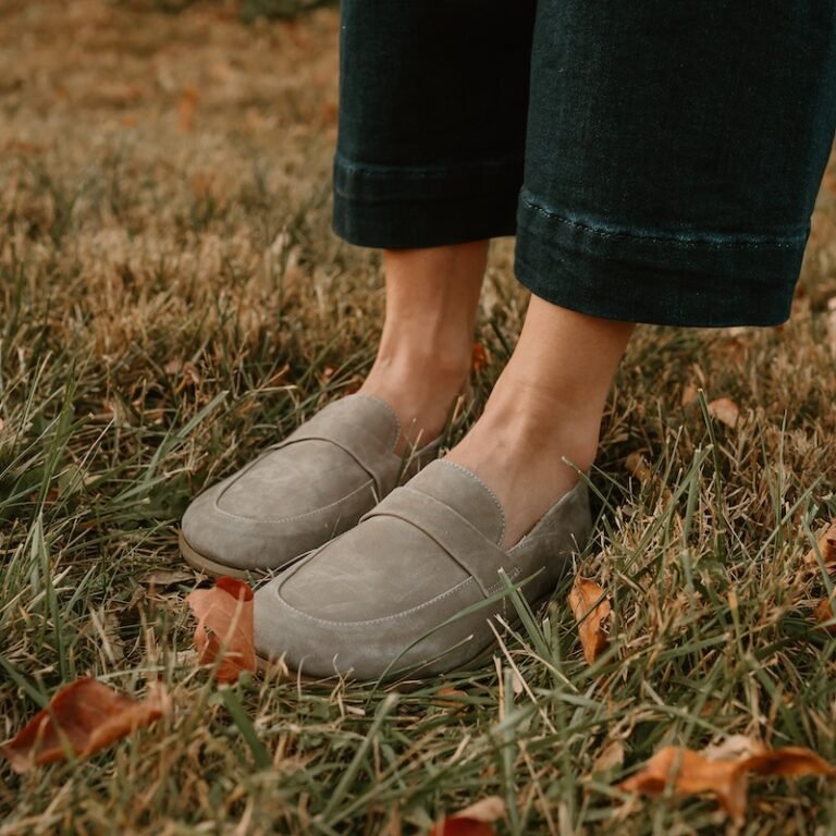 Fall Fashion Edit - Barefoot Shoes You'll Get Compliments On | Anya's ...