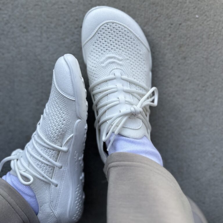 Lono Wear - New Barefoot Shoe Brand with an Excellent Fit | Anya's Reviews