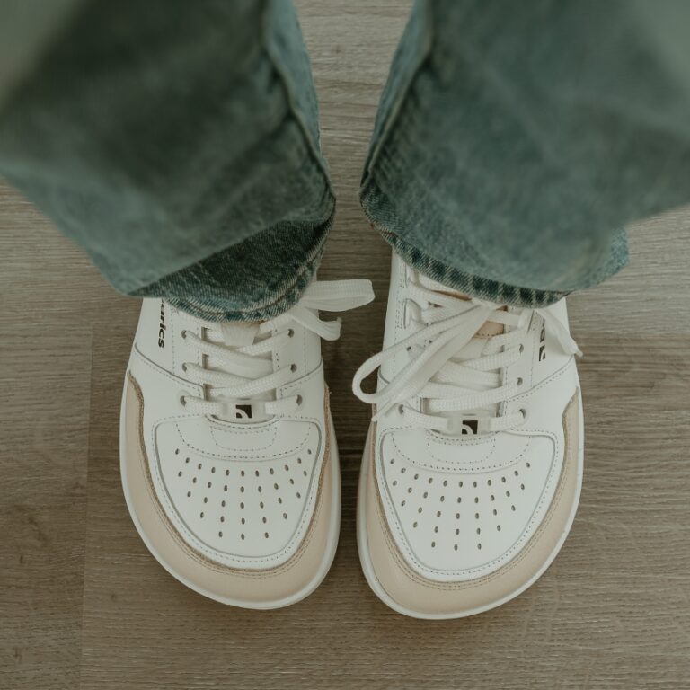 Wide-Foot Approved - The Best Everyday Shoes for Extra Wide Feet | Anya ...