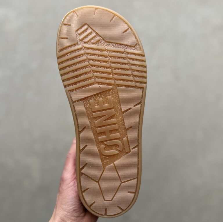 Ohne Project - The Coolest Retro Kicks With Toe Space | Anya's Reviews