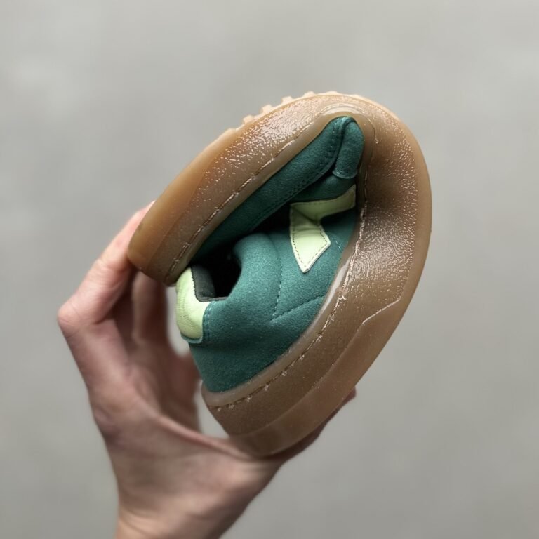 Ohne Project - The Coolest Retro Kicks With Toe Space | Anya's Reviews